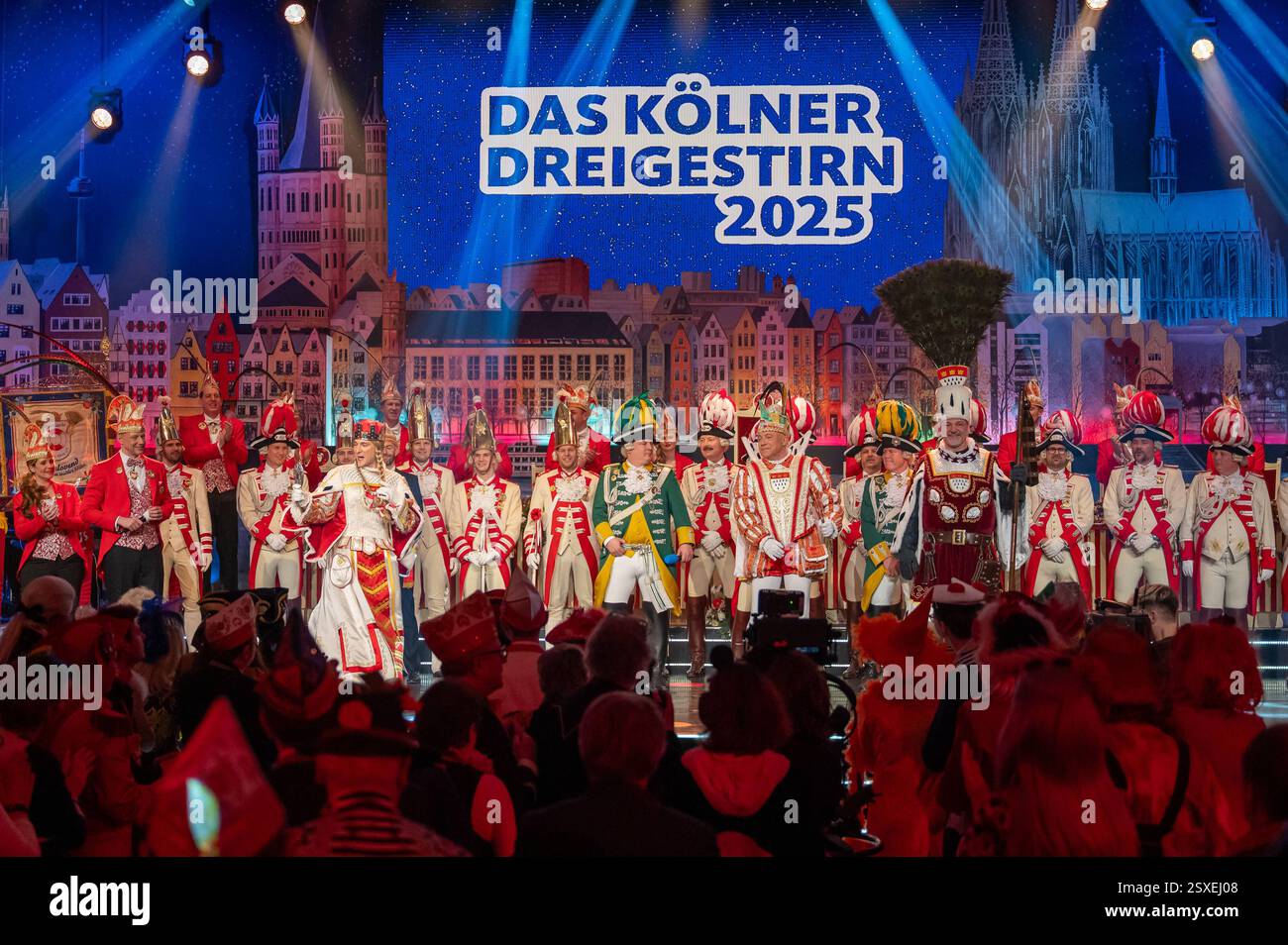 Das Kölner Dreigestirn der Session 2025 Jungfrau Marlis Hendrik Ermen ,Prinz RenÃ I RenÃ Klöver ...