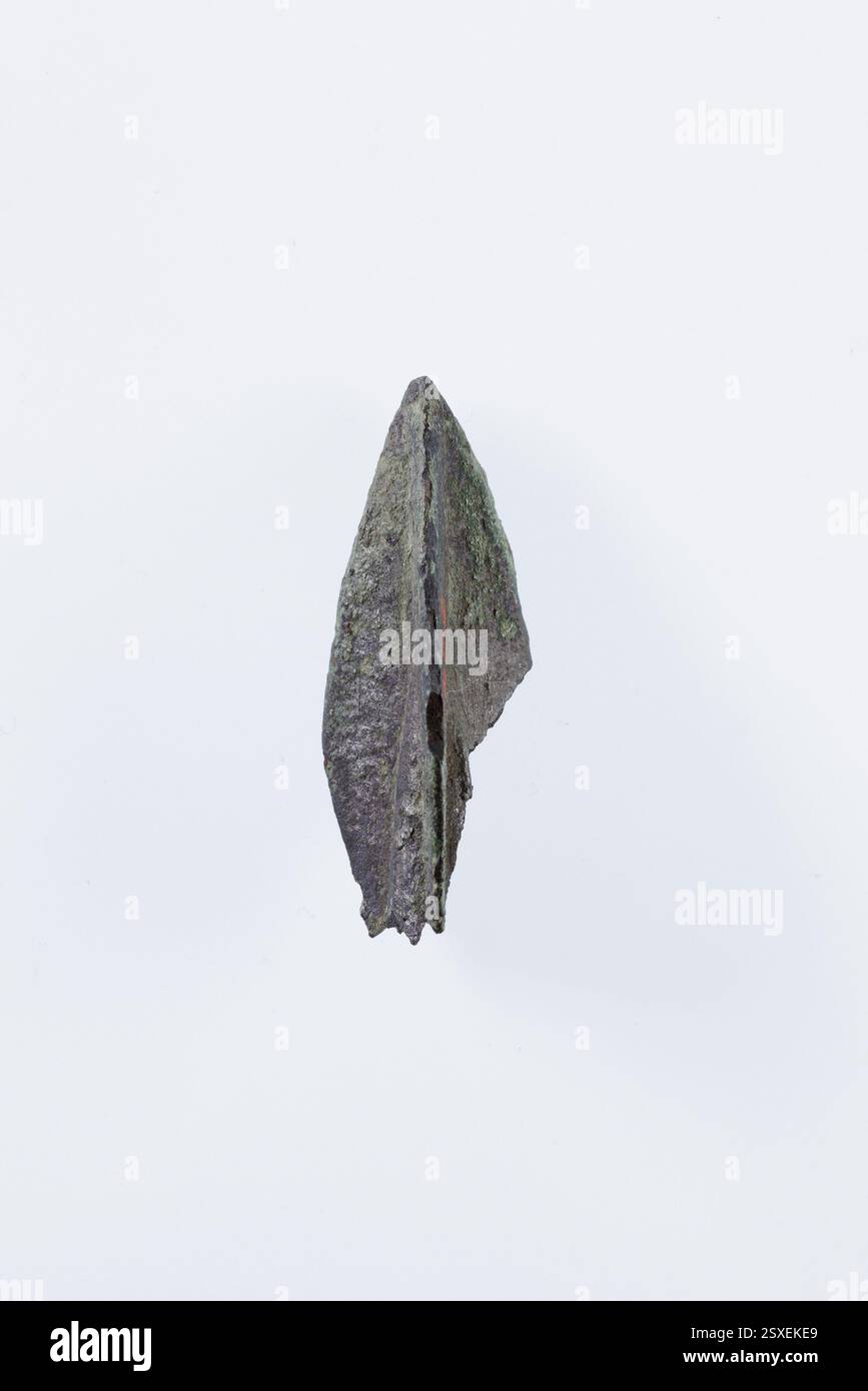 Copper arrowhead hi-res stock photography and images - Alamy