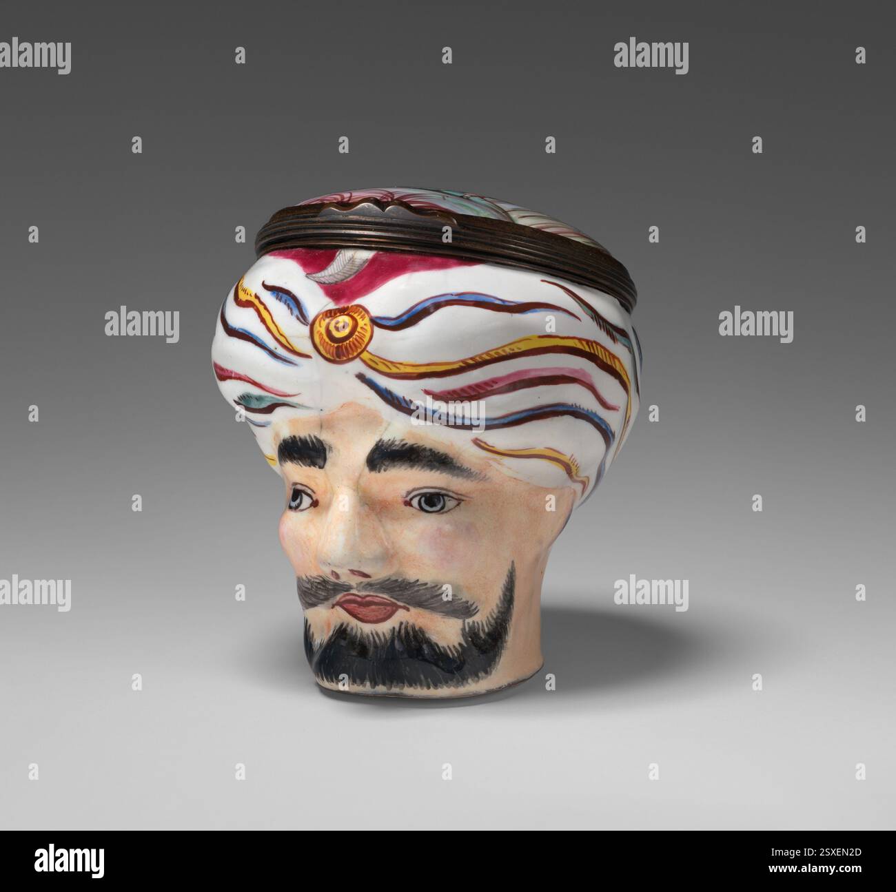 Enamel on copper bonbonnière from Britain, featuring detailed painted ...