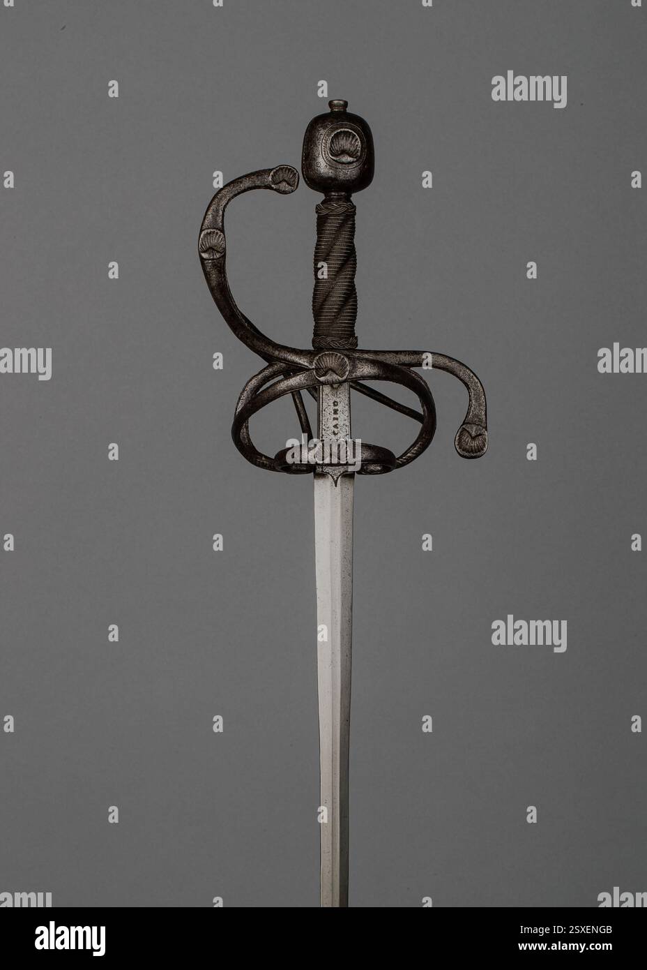 A late 16th-century Spanish rapier, designed for cut-and-thrust fencing ...