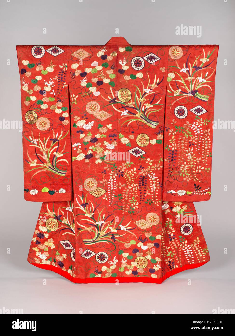 Over robe (uchikake) with Genji wheels, narcissus bouquets, wild ginger ...