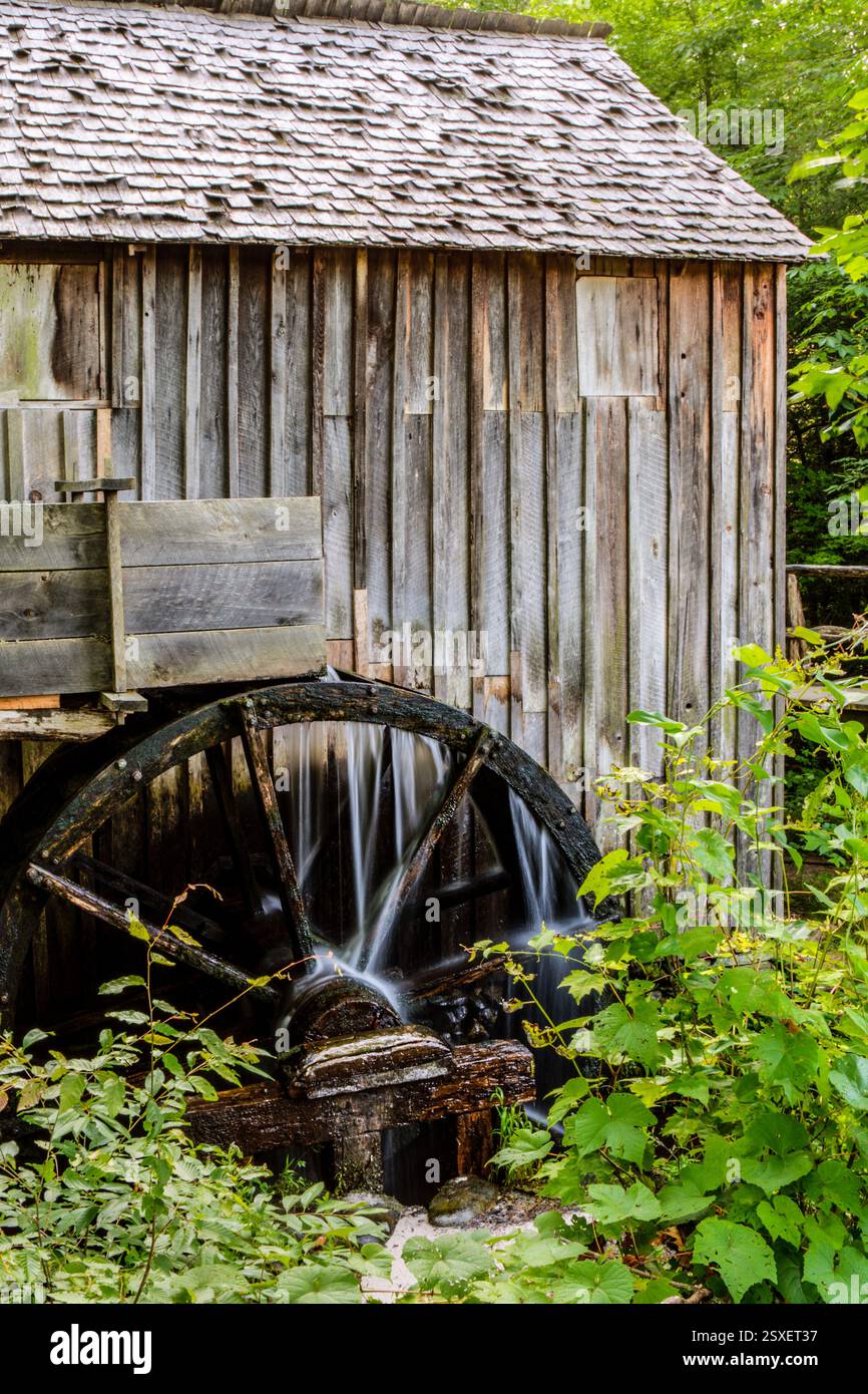 Old wooden water mill national hi-res stock photography and images - Alamy