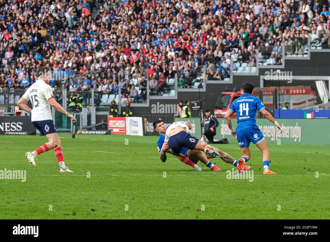 Tommaso Menoncello of Italy (C) during the match between Italy and ...