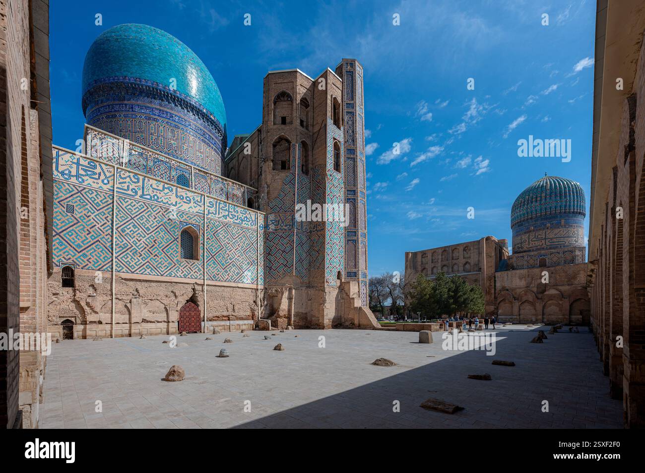 15th century Bibi-Khanym Mosque in Samarkand, Uzbekistan Stock Photo ...
