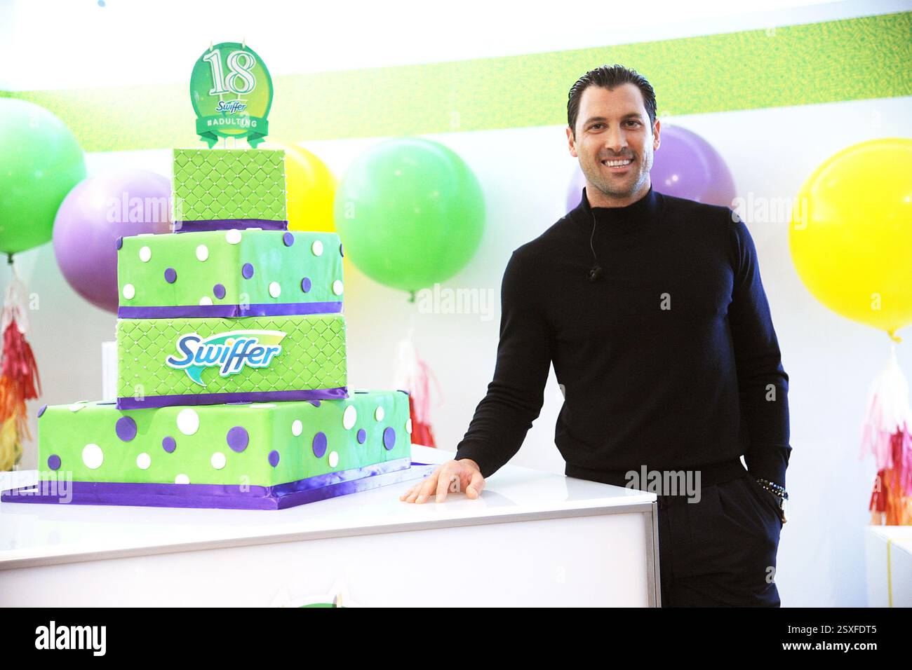 Swiffer teamed up with Maksim Chmerkovskiy and Kelly Williams Brown to ...