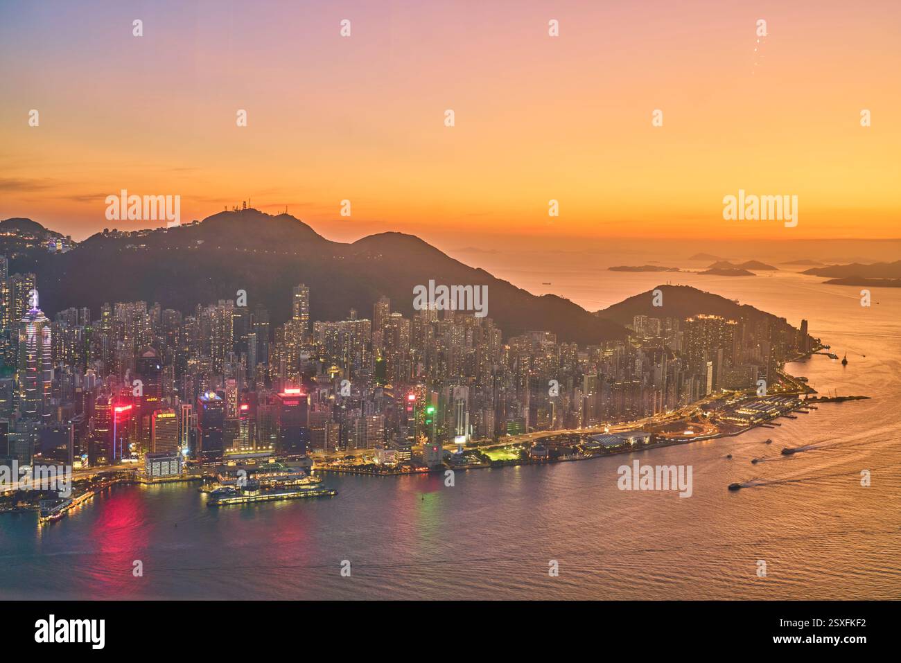 This captivating image offers a spectacular panoramic view of Hong Kong ...