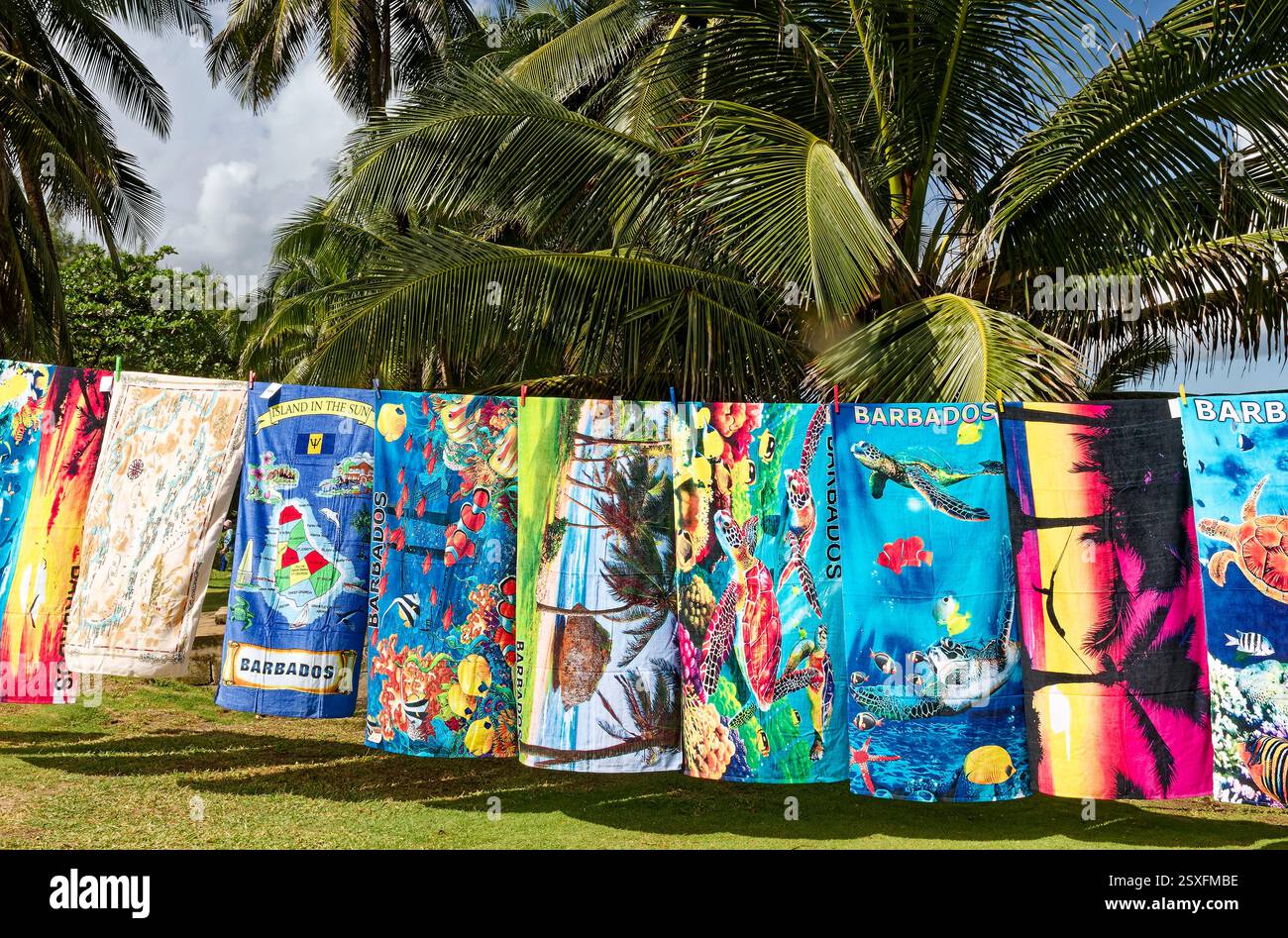 Colorful clothesline on beach hi-res stock photography and images - Alamy