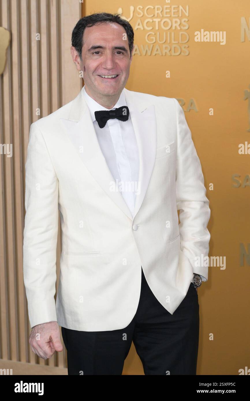 Karren Karagulian at arrivals for The 31st Annual Screen Actors Guild ...