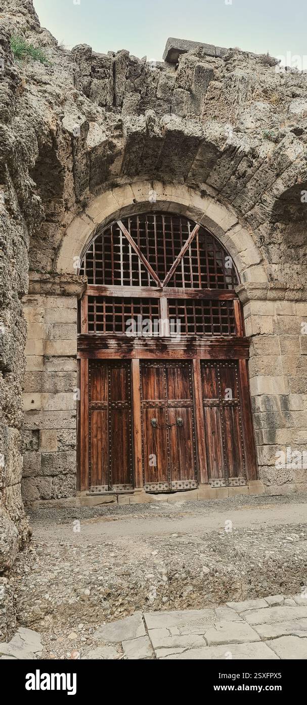 Old ruins in alexandria hi-res stock photography and images - Alamy