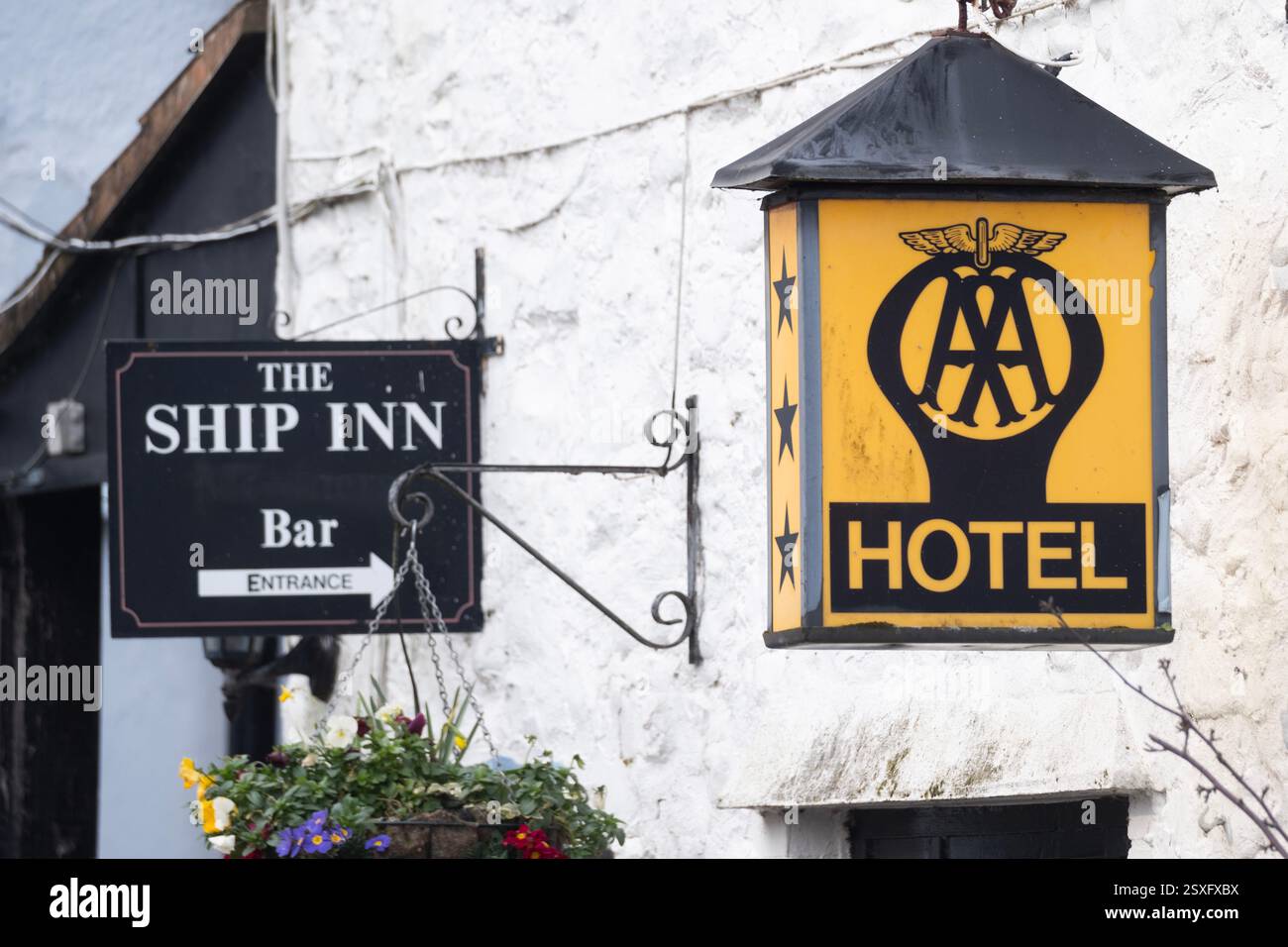 Vintage road signs for drivers Stock Photo - Alamy