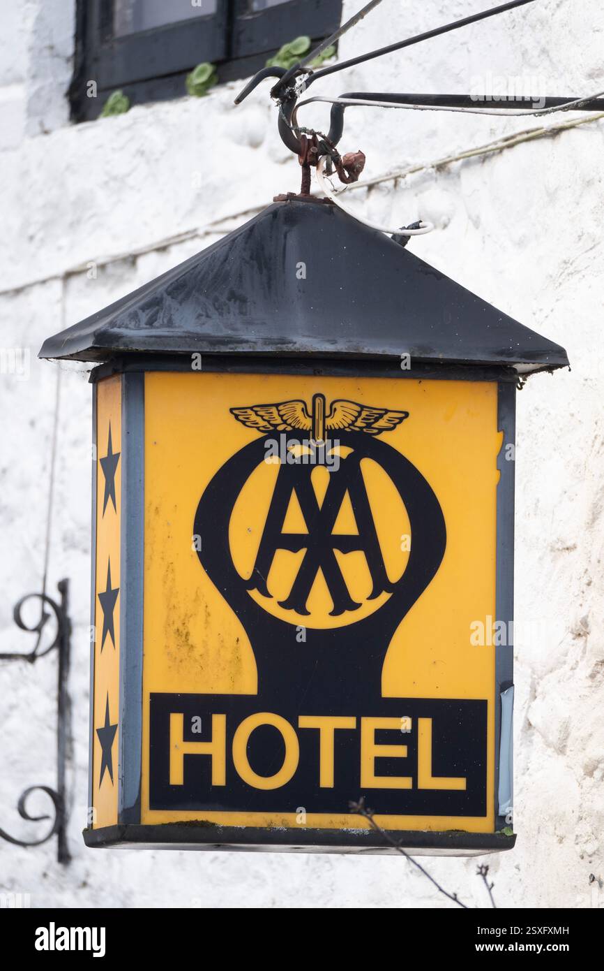 Vintage aa signs hi-res stock photography and images - Alamy
