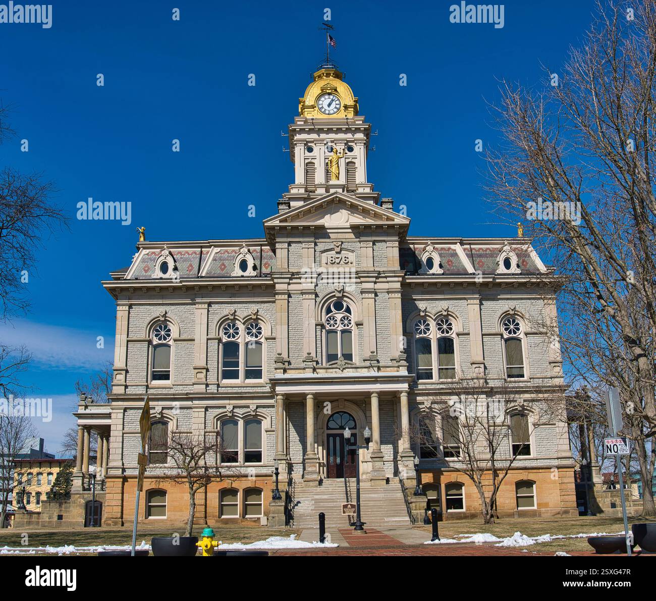 Licking County Ohio Courthouse in downtown Newark Ohio USA Stock Photo ...