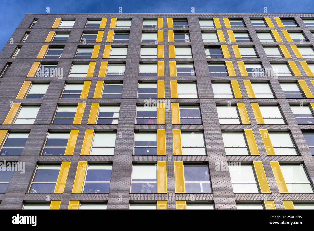 Smart new tower block called Chapter Lewisham. New flats for student ...