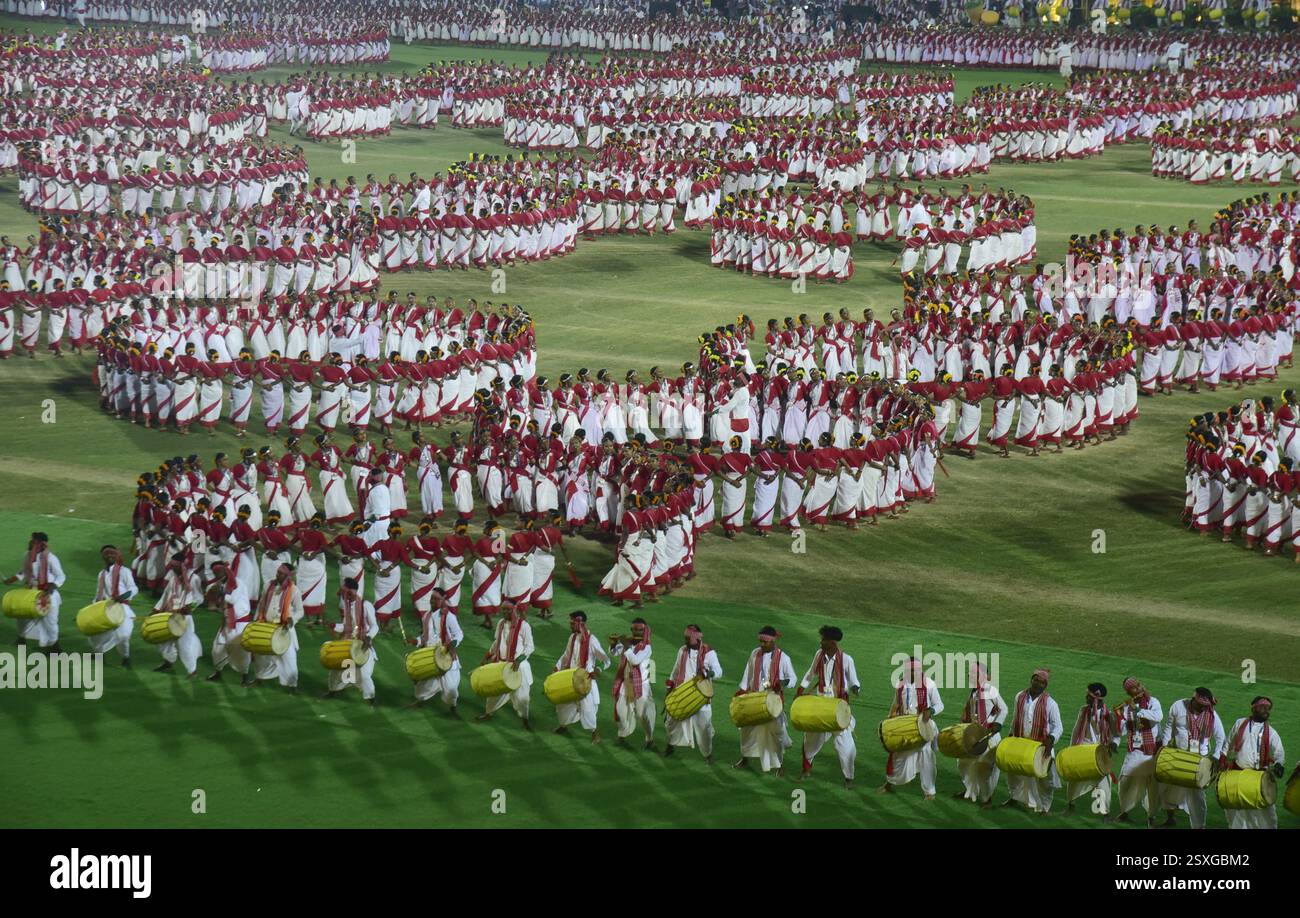 Guwahati, Guwahati, India. 24th Feb, 2025. Tea tribe Youth perform ...