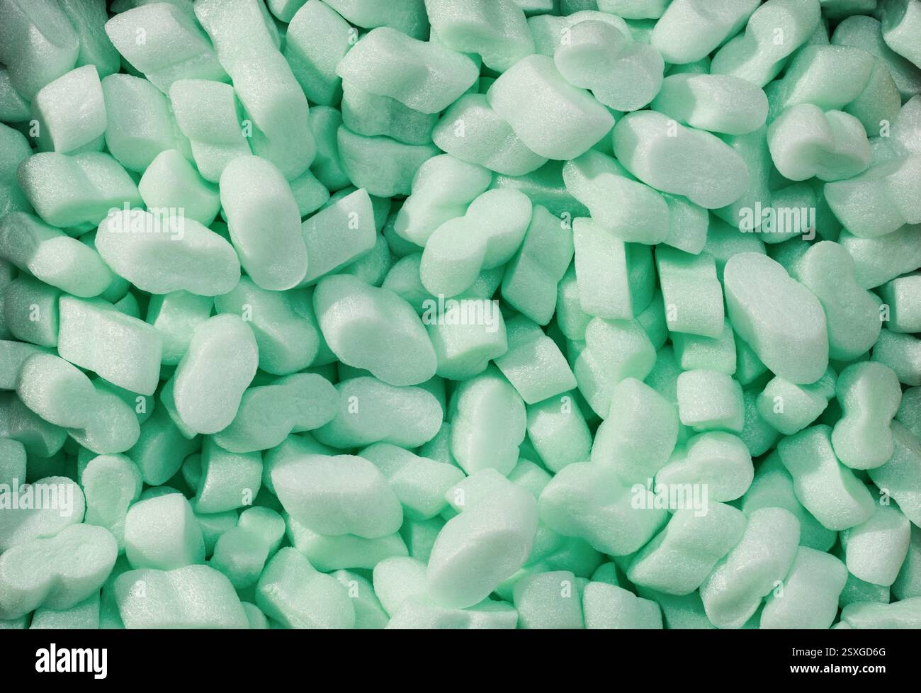 Green loose fill packing chips: safely shipping fragile items and ...