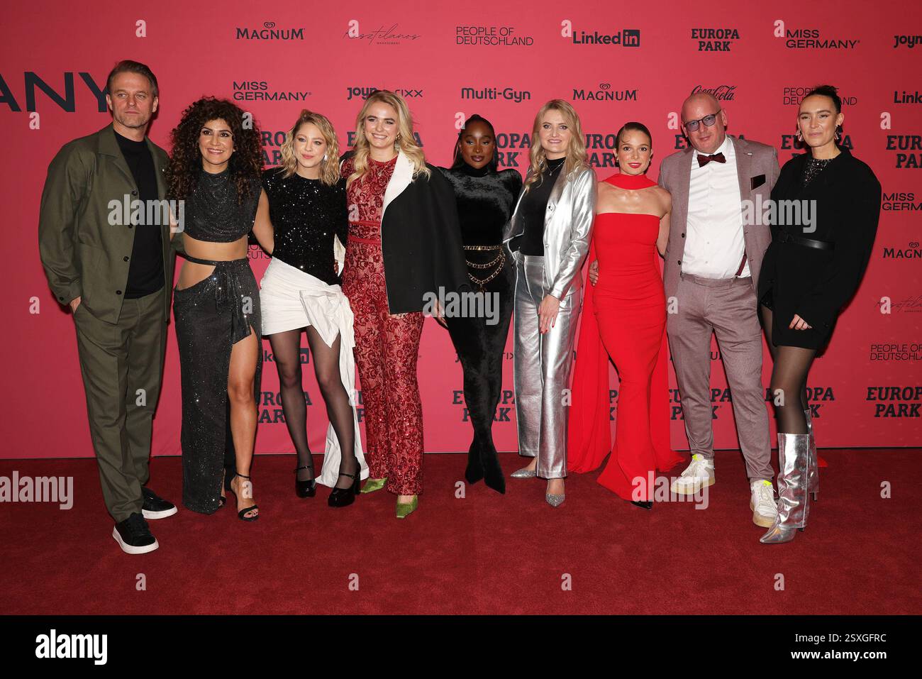 Miss Germany Awards Finale 2025 Mitglieder der Jury auf dem roten ...
