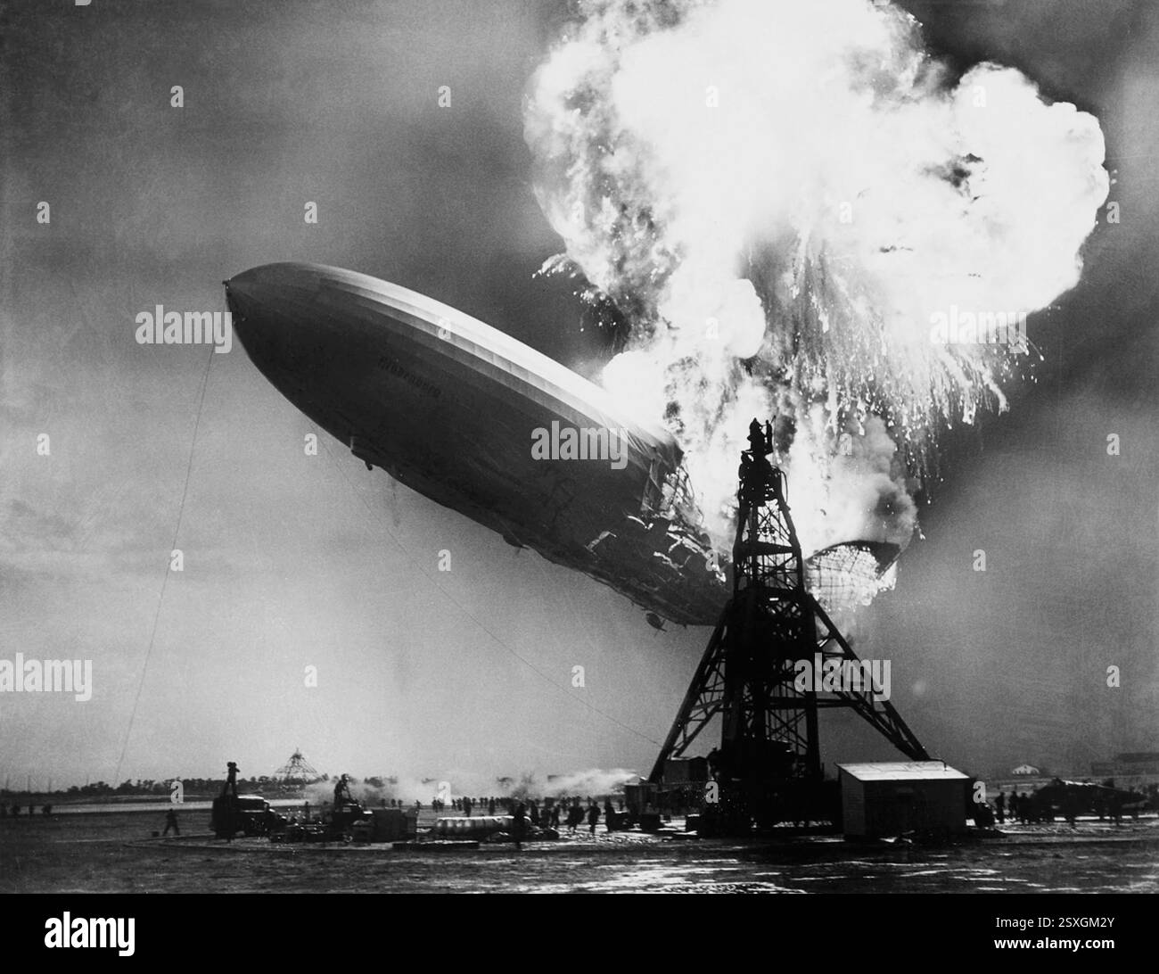 Hindenburg disaster hi-res stock photography and images - Alamy