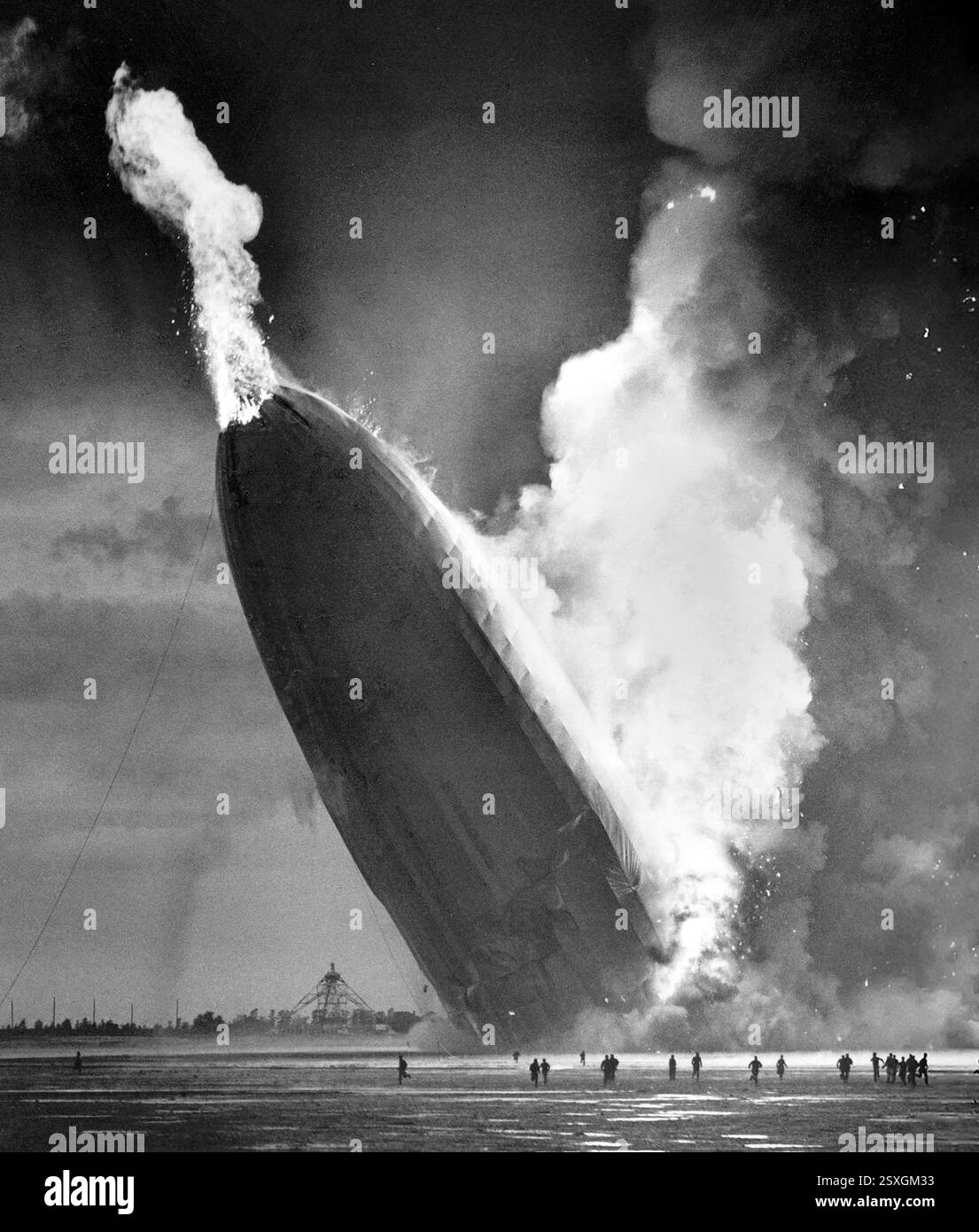 Hindenburg disaster hi-res stock photography and images - Alamy