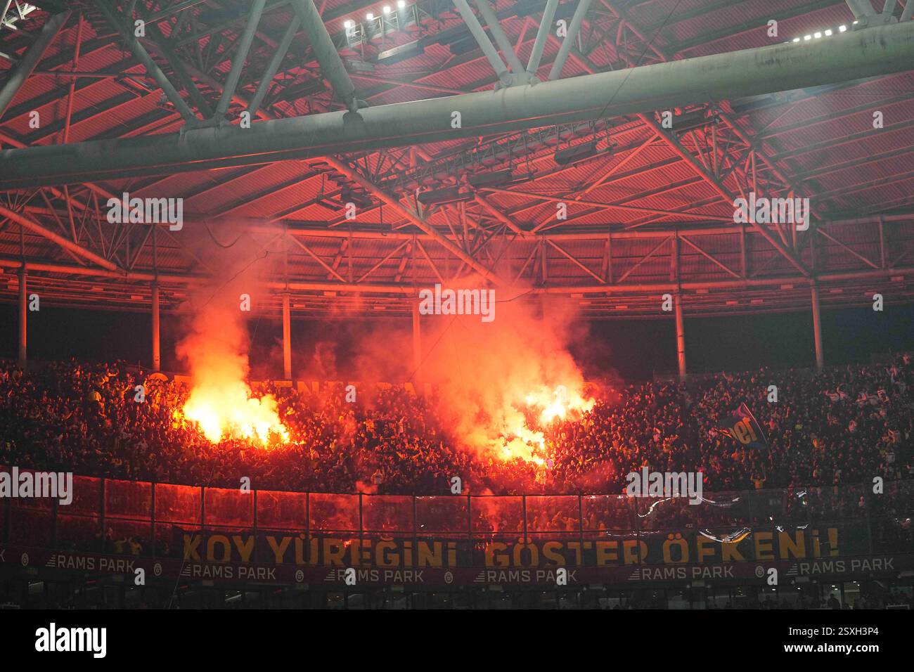 Rams Park, Istanbul, Turkey. 24th Feb, 2025. Galatasaray vs Fenerbahce ...
