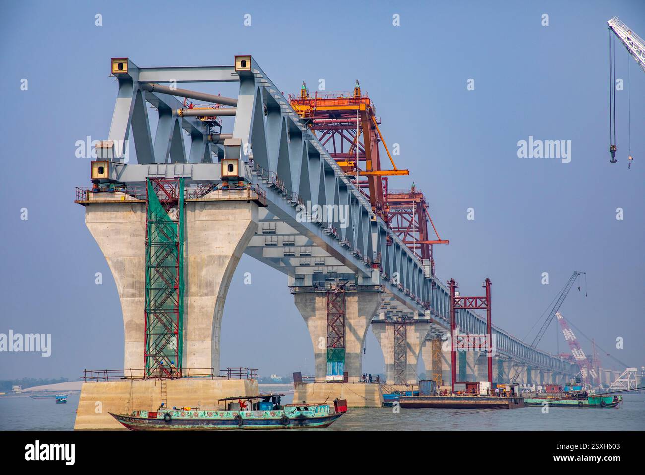 The under-construction Padma Multipurpose Bridge spanning the Padma ...