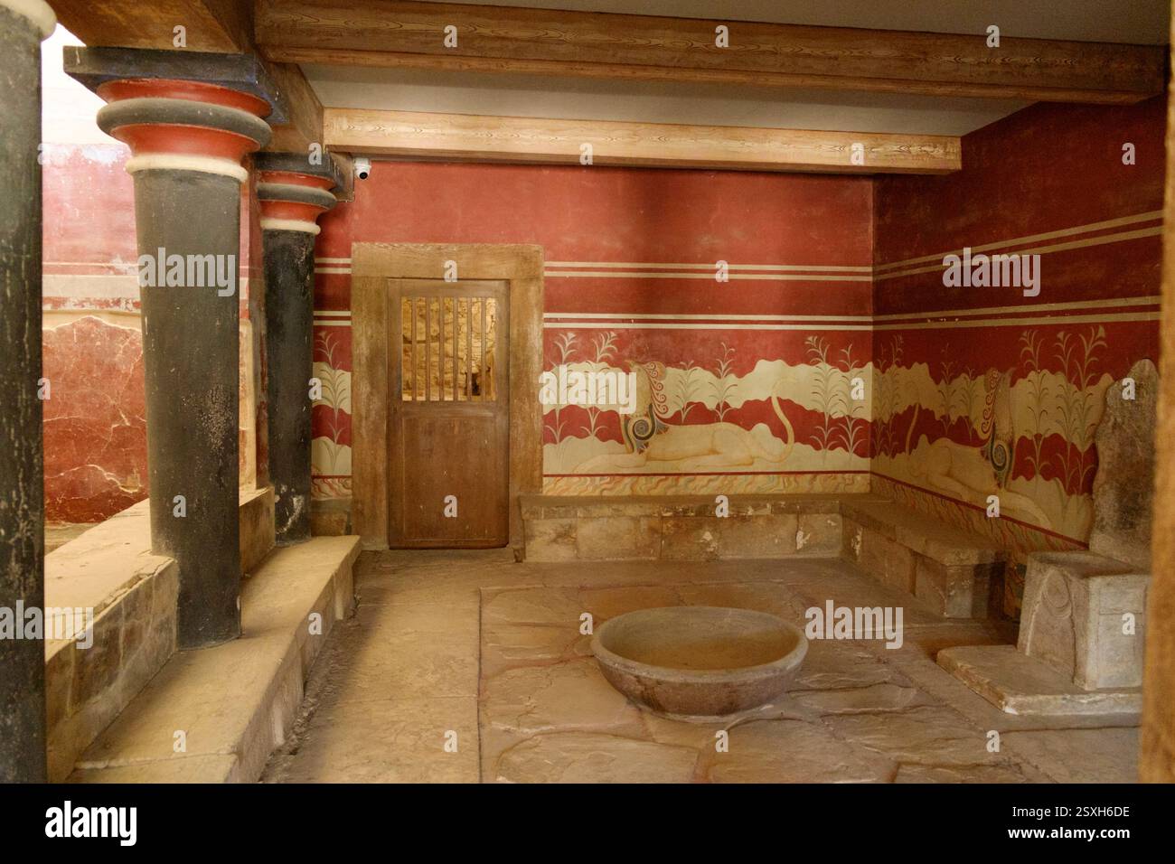 Palace of Knossos, Crete, Greece Stock Photo - Alamy