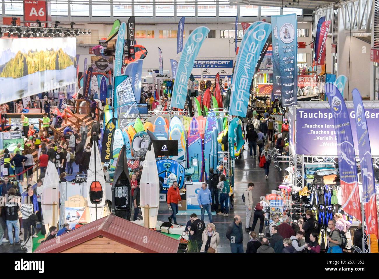 Messe - Impressionen Hallenübersicht A6 von der Freizeit- und ...