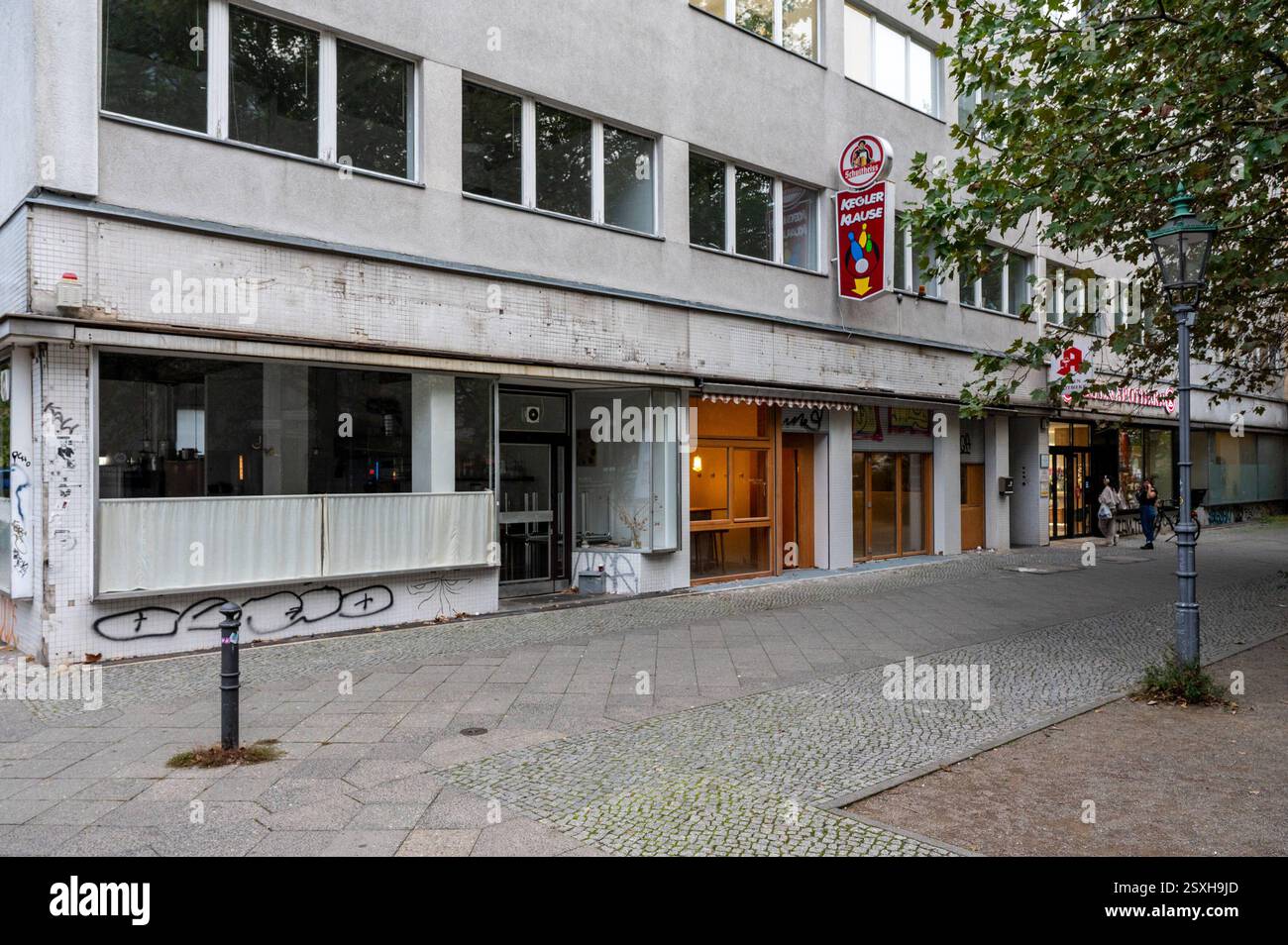 Das Restaurant/ die Weinbar Julius in Berlin MItte Berlin Berlin ...