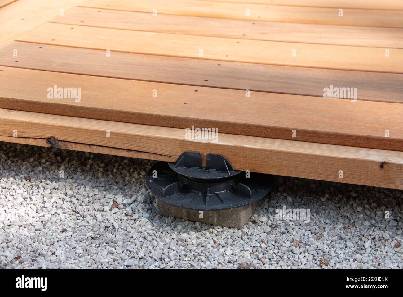 Adjustable wood deck footings, decking support for level timber Stock ...