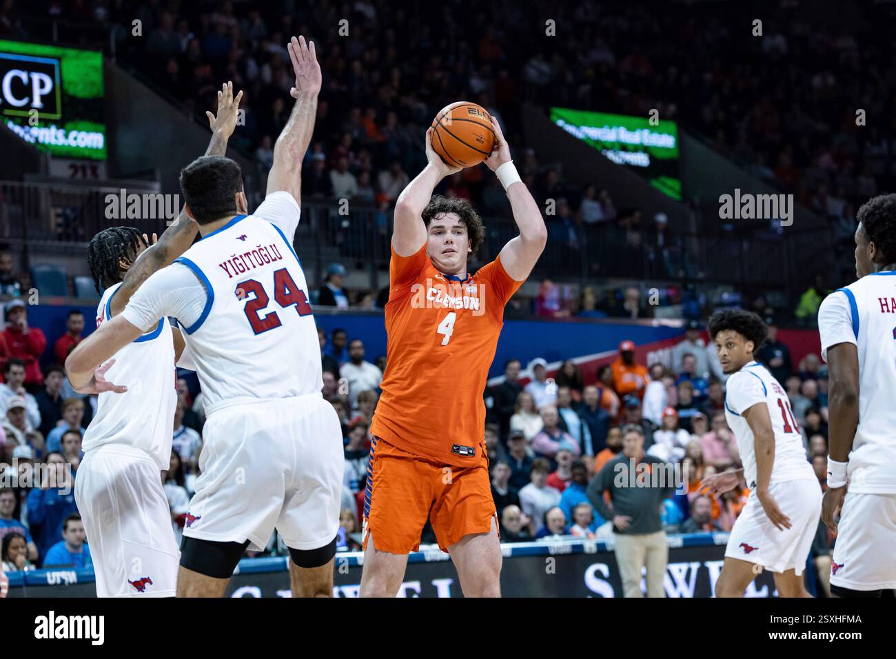 DALLAS, TX - FEBRUARY 22: Clemson Tigers forward Ian Schieffelin (#4 ...