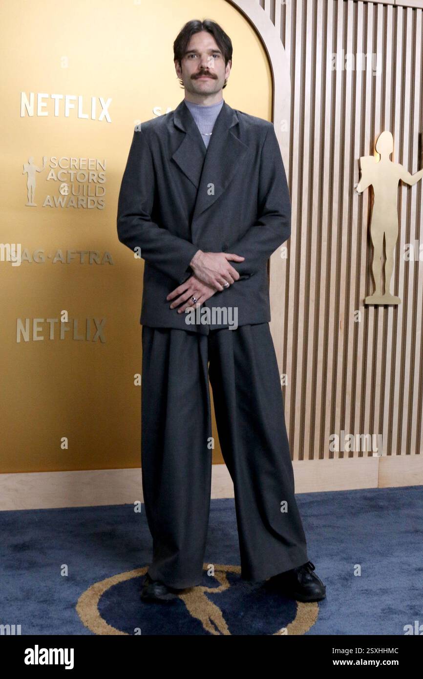 Ca. 23rd Feb, 2025. Jon Arias at arrivals for The 31st Annual Screen ...