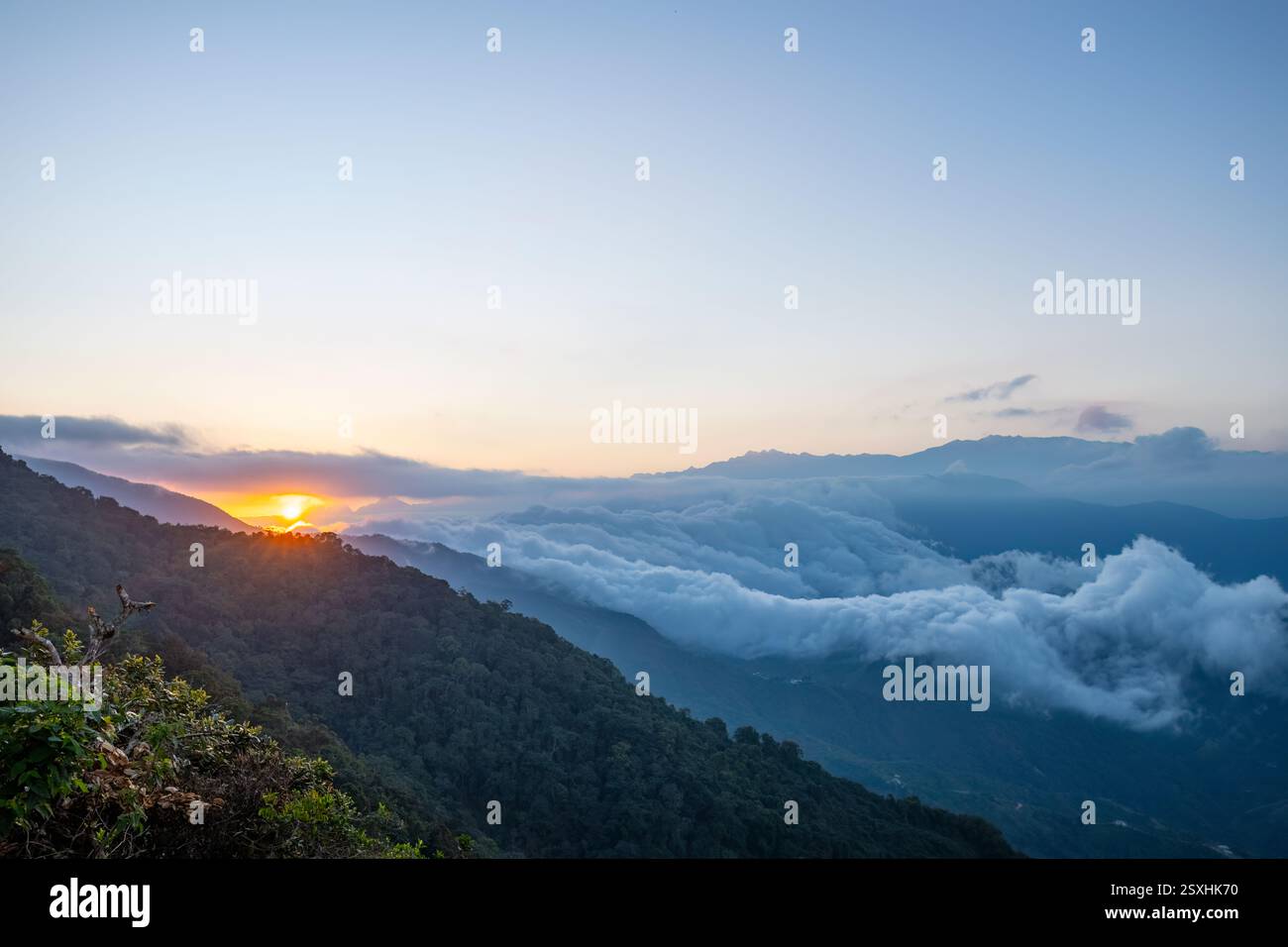 Spectacular sunrise over Sierra Nevada de Santa Marta, Magdalena ...