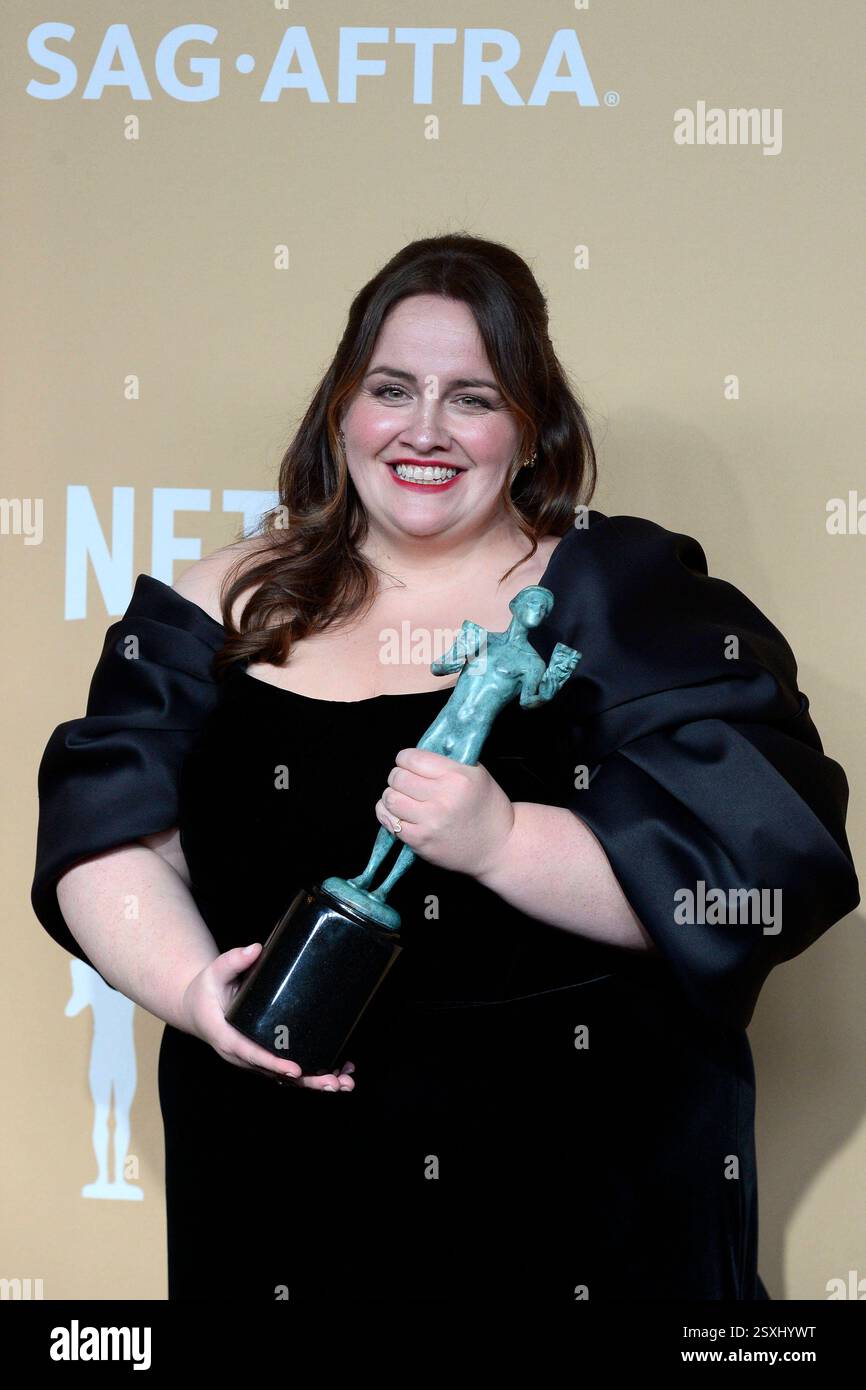 Jessica Gunning mit dem Preis für die besten Hauptdarstellerin in der ...