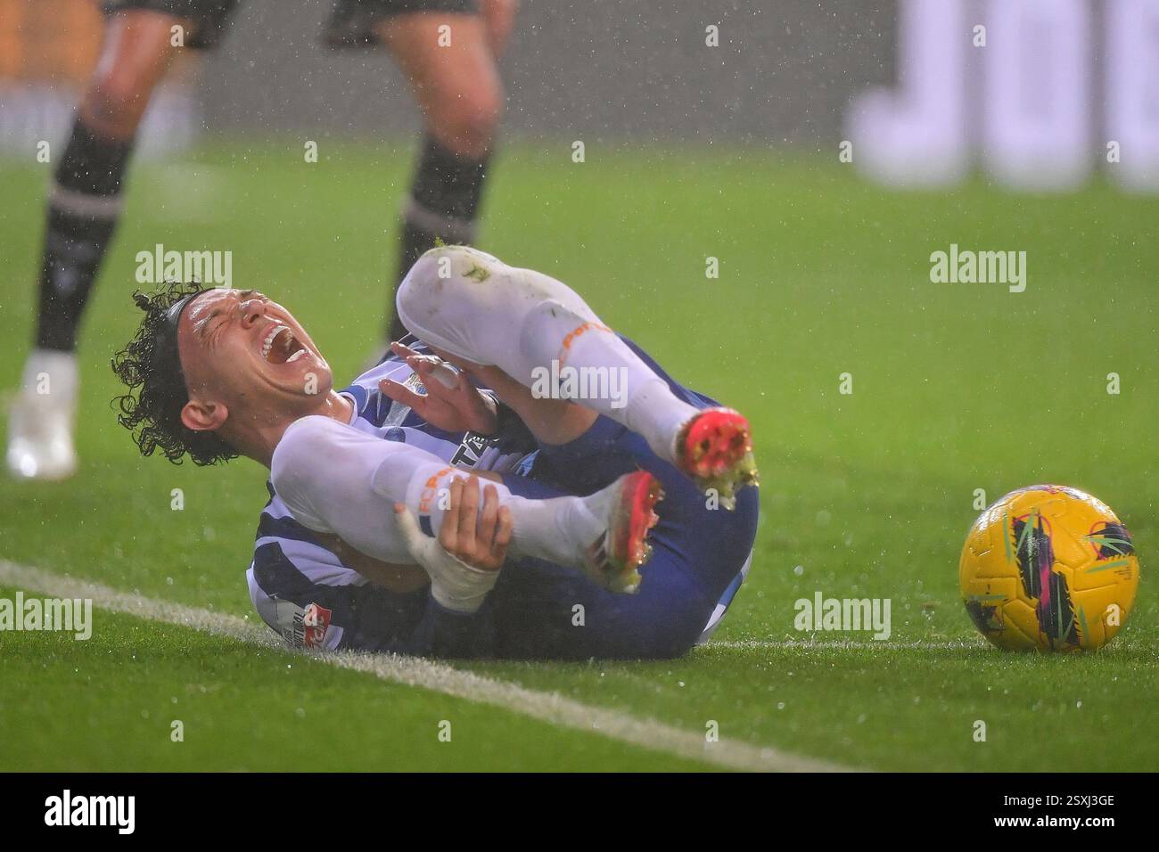 24th February 2025; Dragao Stadium, Porto, Portugal: FC Porto versus ...