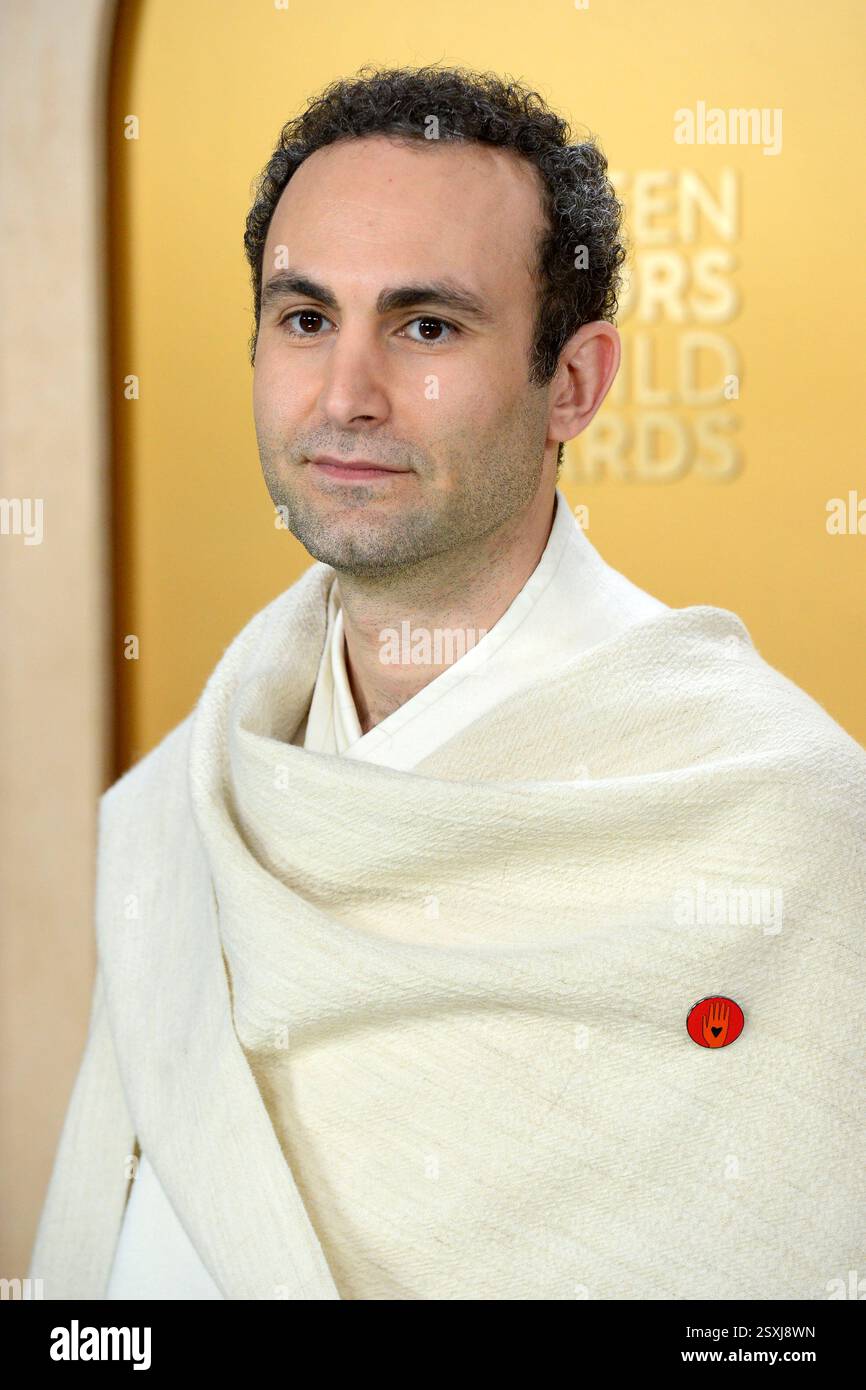 Khalid Abdalla bei der Verleihung der 31. Screen Actors Guild Awards 2025 im Shrine Auditorium ...