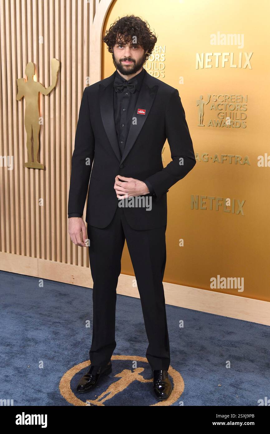 Noah Centineo bei der Verleihung der 31. Screen Actors Guild Awards ...