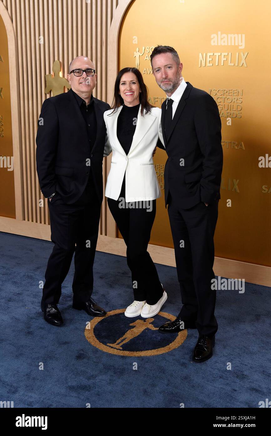 Mark Bracco, Linda Gierahn und Baz Halpin bei der Verleihung der 31. Screen Actors Guild Awards ...
