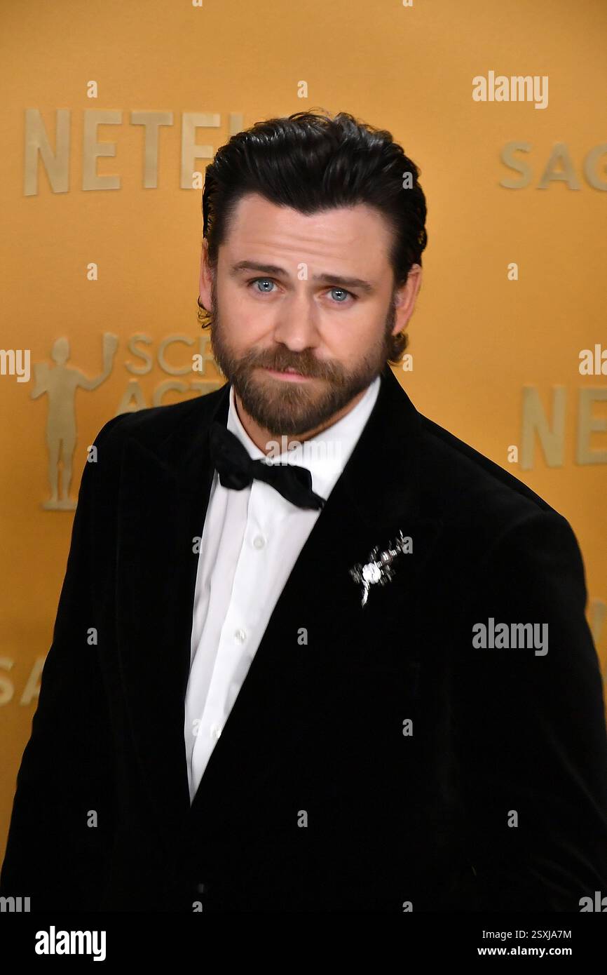 Tommy Bastow attends the 31st Annual Screen Actors Guild Awards at ...