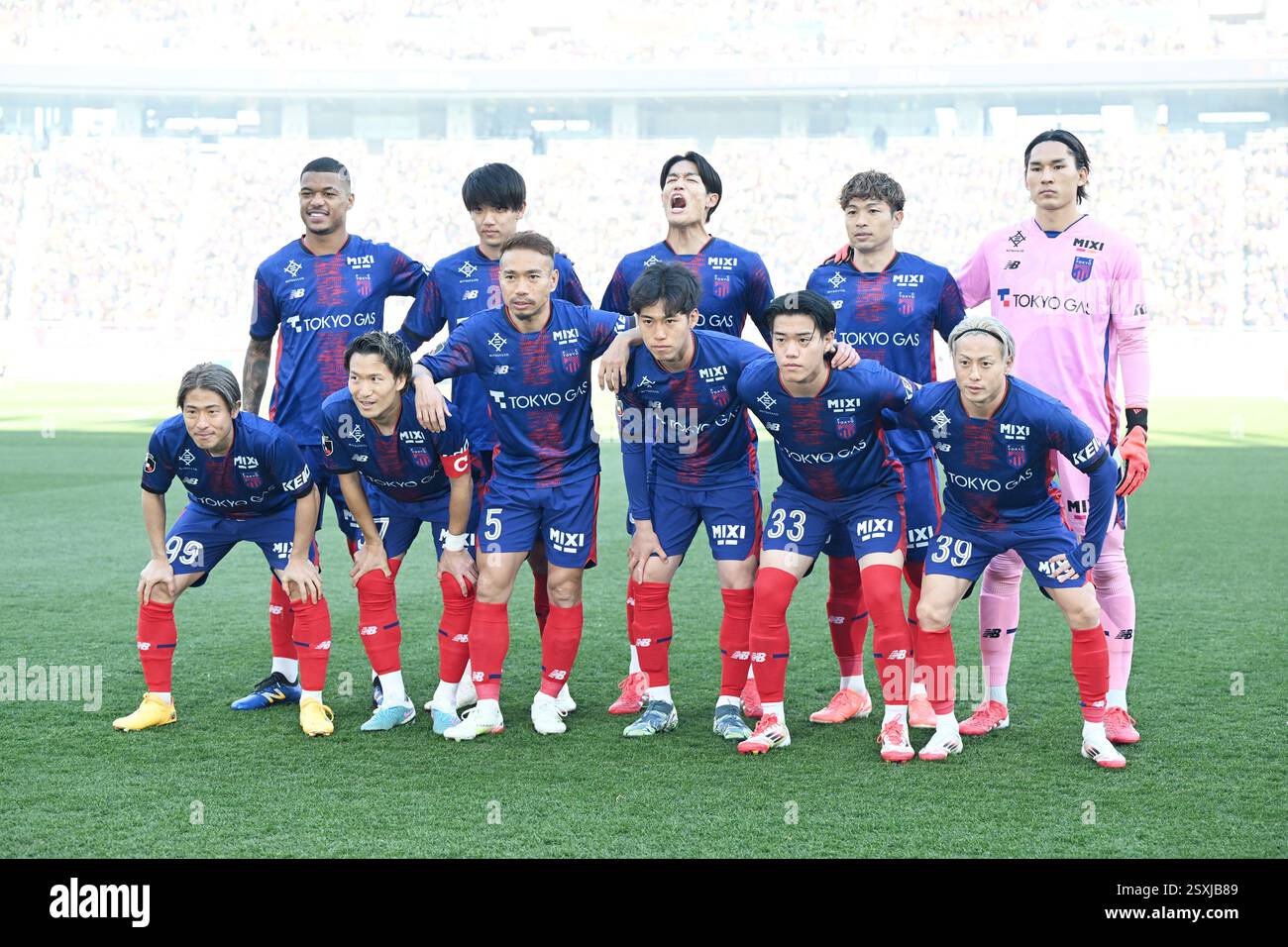 Ajinomoto Stadium, Tokyo, Japan. 22nd Feb, 2025. FCFC Tokyo team group line-up, FEBRUARY 22 ...