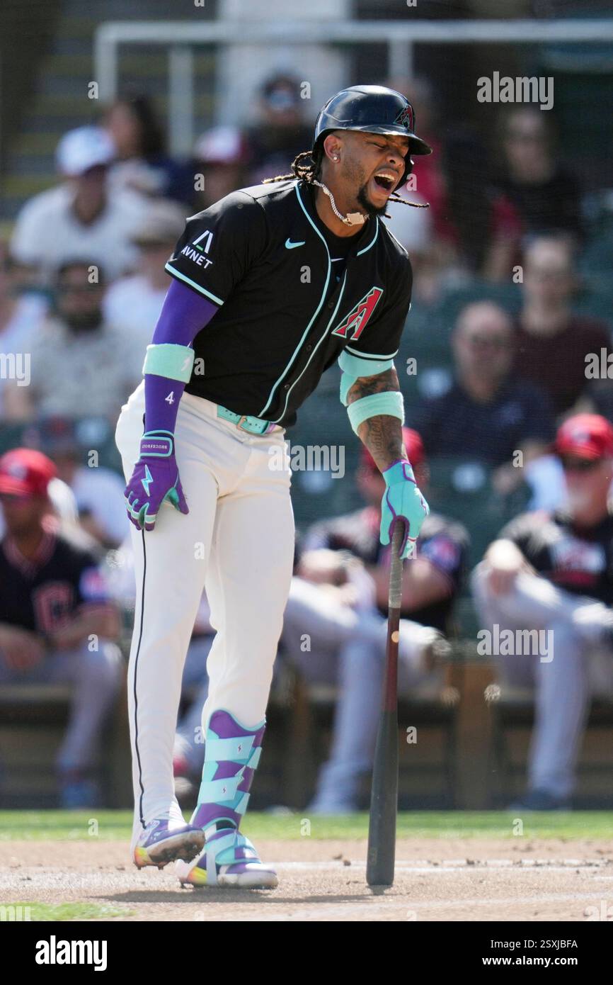Arizona Diamondbacks' Ketel Marte shouts after fouling a ball off his ...
