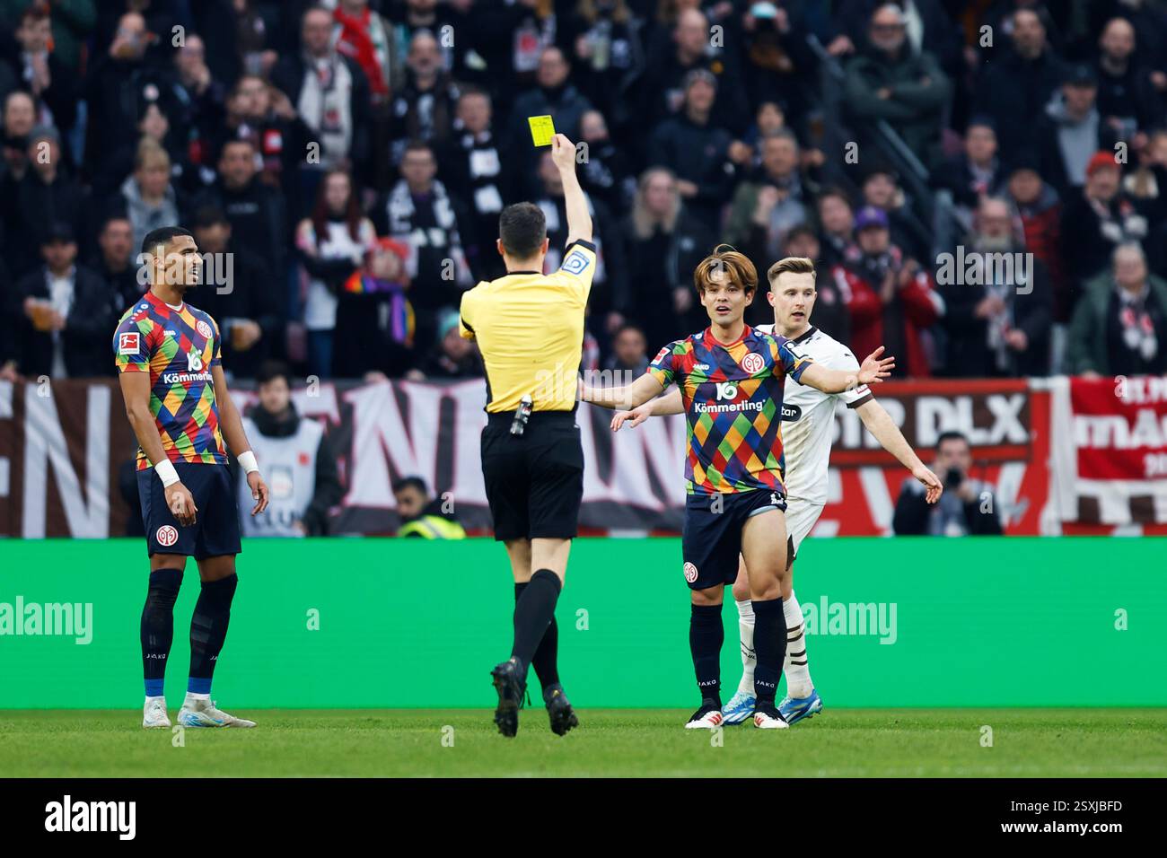 Mainz, Germany. Credit: D. 22nd Feb, 2025. Kaishu Sano (Mainz) Football/Soccer : Bundesliga ...