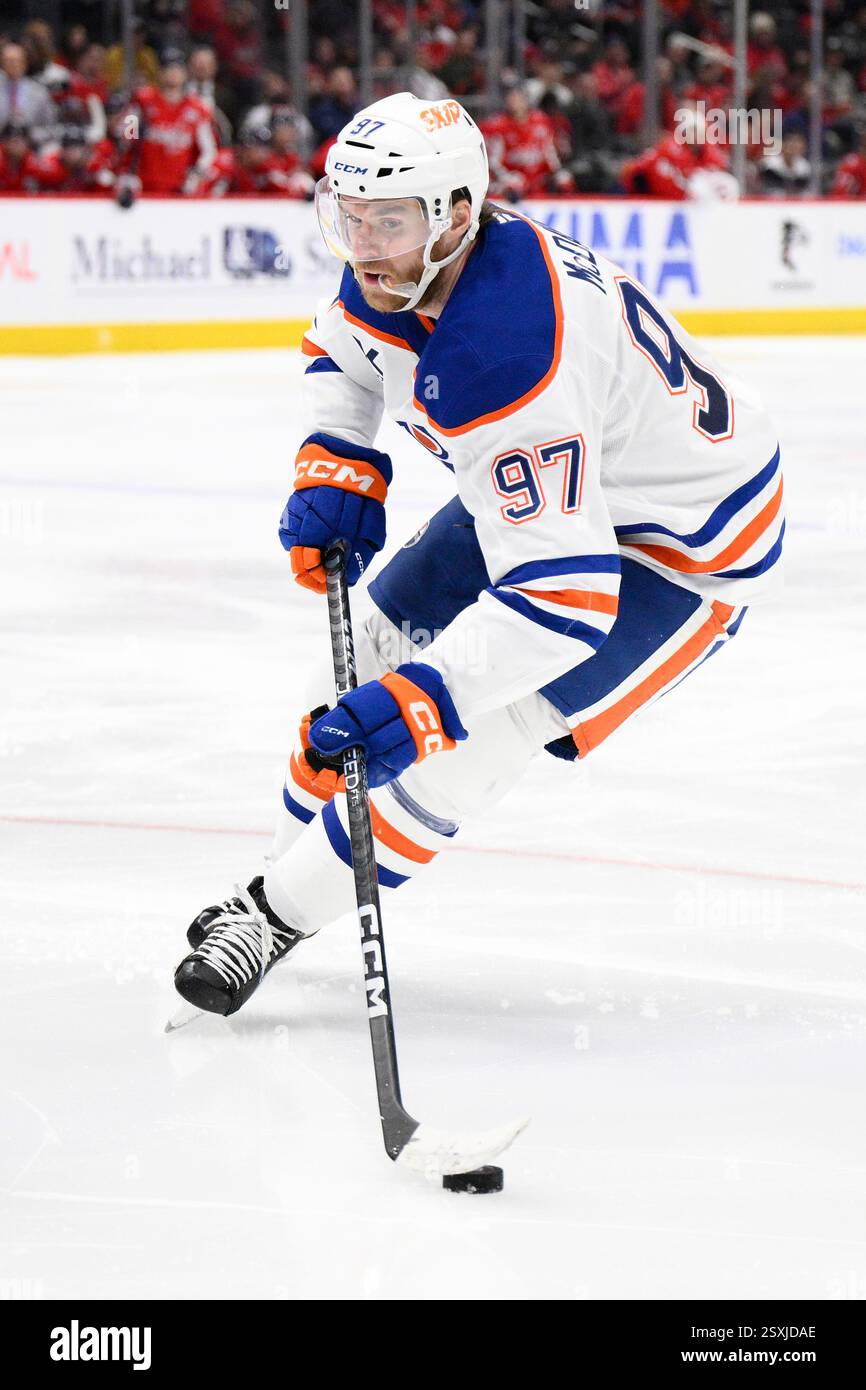 Edmonton Oilers center Connor McDavid (97) in action during the second ...