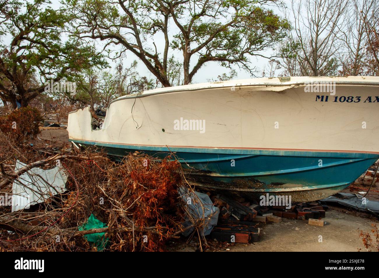 Hurricane Katrina Aftermath Stock Photo - Alamy