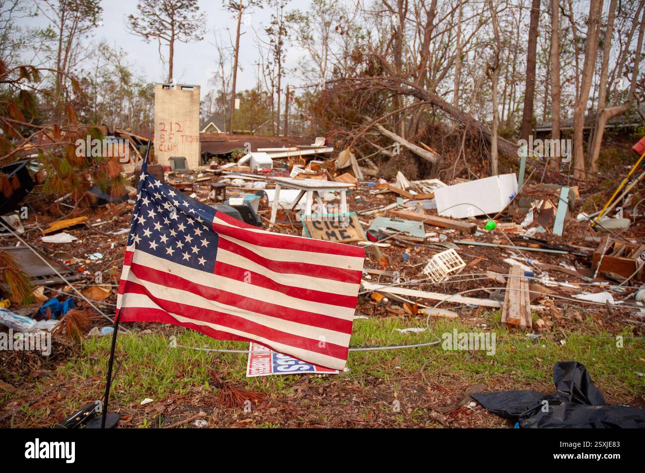 Hurricane Katrina Aftermath Stock Photo - Alamy