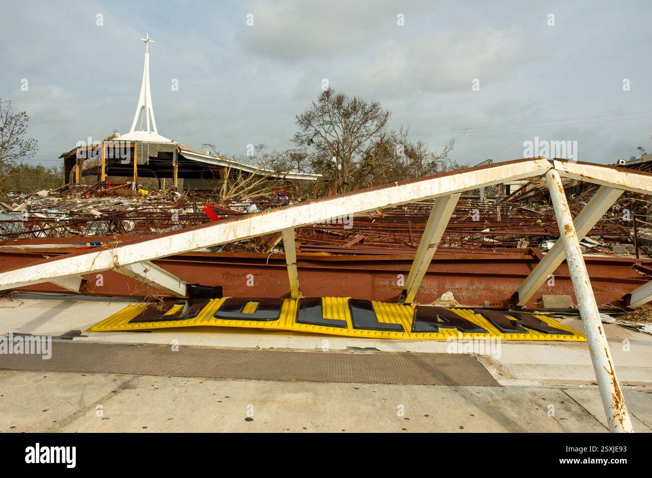 Hurricane Katrina Aftermath Stock Photo - Alamy