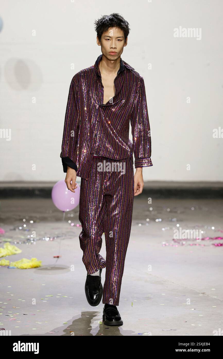 ASHISH Autumn-Winter 2025 runway during London Fashion Week on February ...