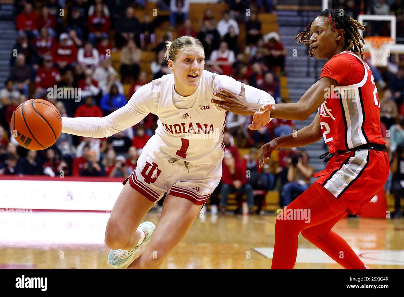 BLOOMINGTON, IN - FEBRUARY 20: Indiana Hoosiers guard Lexus Bargesser ...