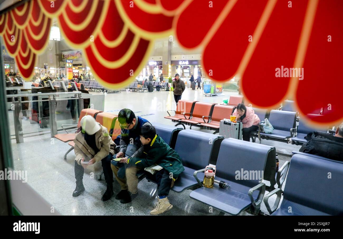 **CHINESE MAINLAND, HONG KONG, MACAU AND TAIWAN OUT** Passengers are ...