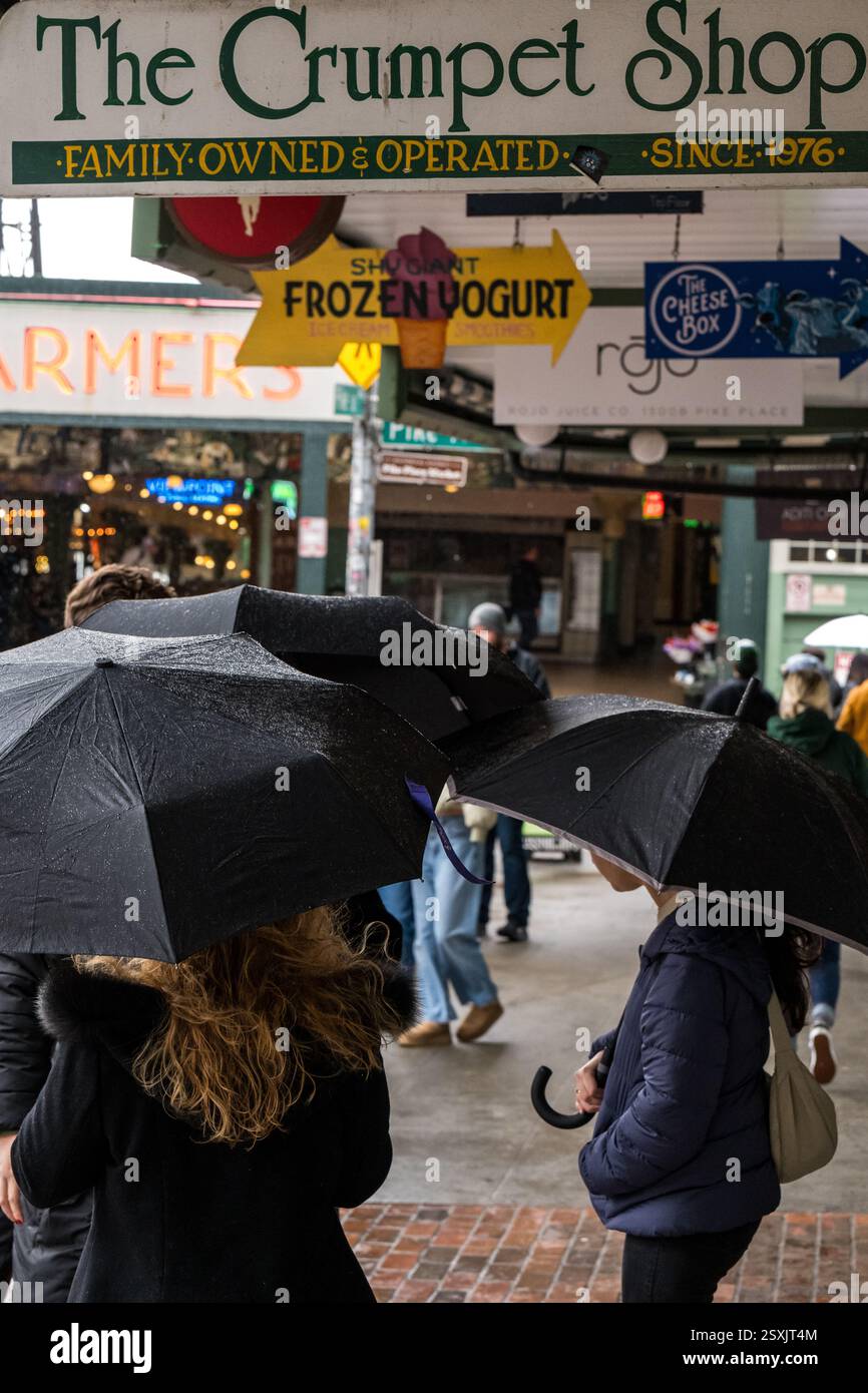 Seattle, USA. 24th Feb 2025. Seattle braces for high wind and rain ...