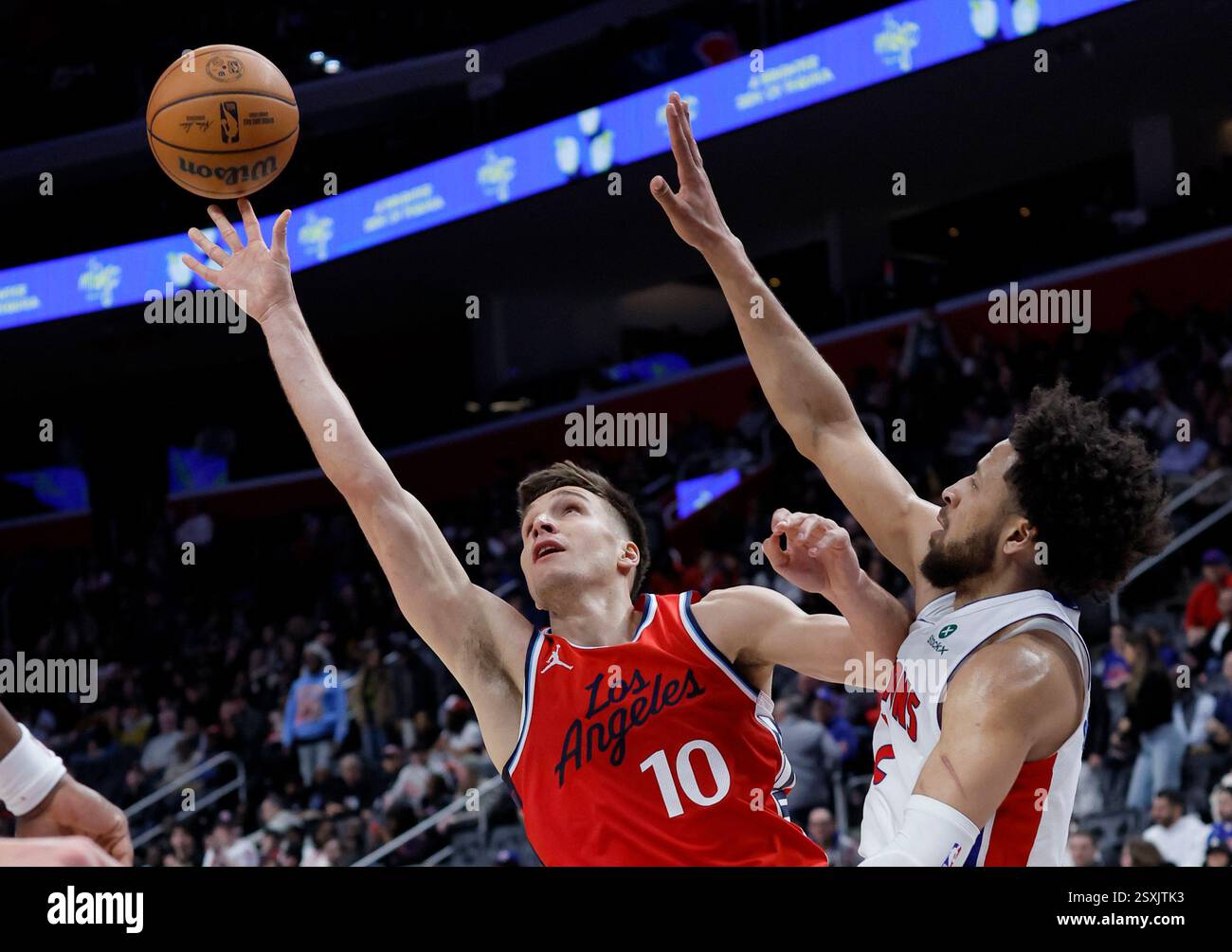 LA Clippers guard Bogdan Bogdanovic (10) gets a shot off against ...