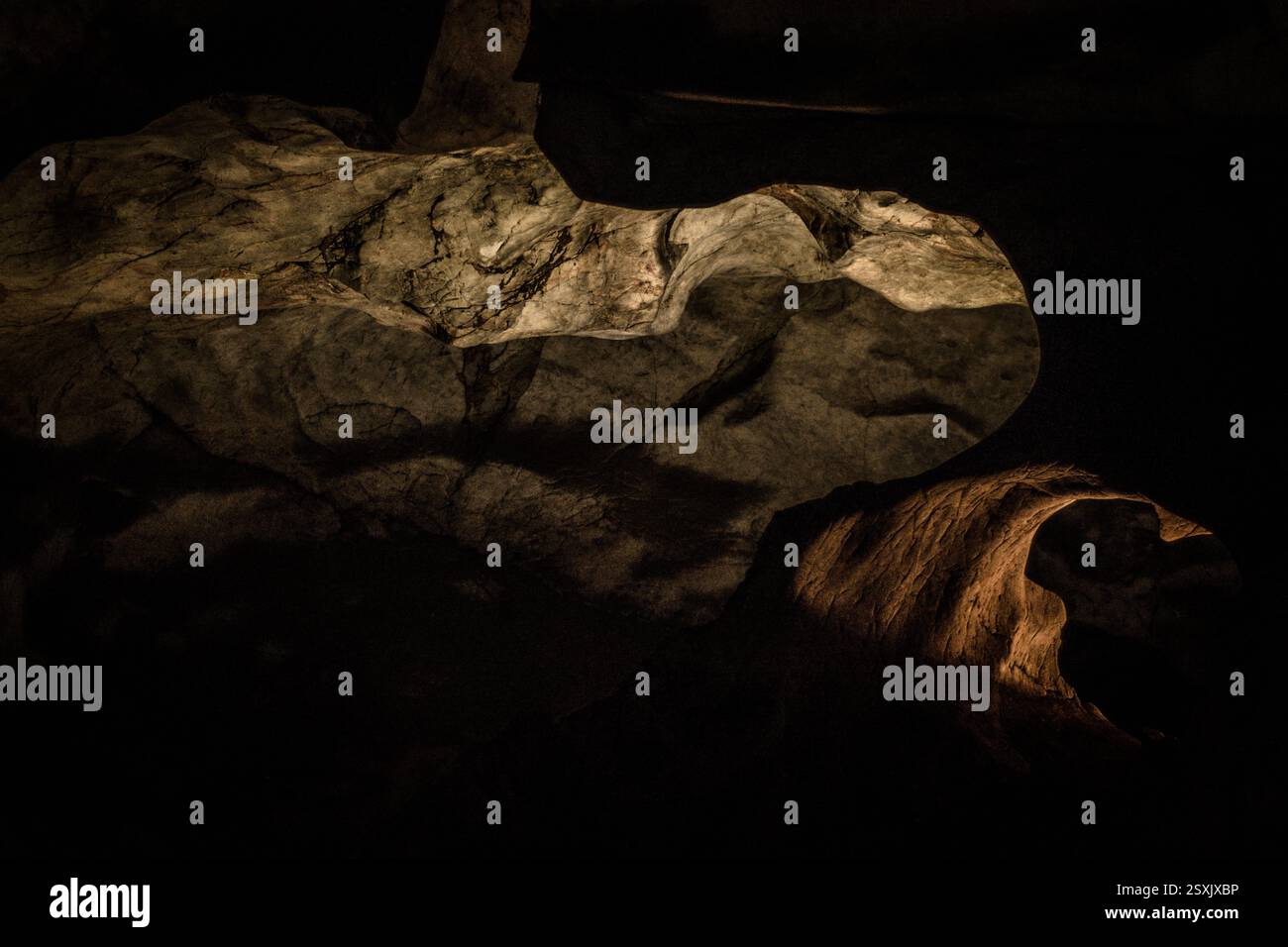rock wall inside a cave Stock Photo - Alamy